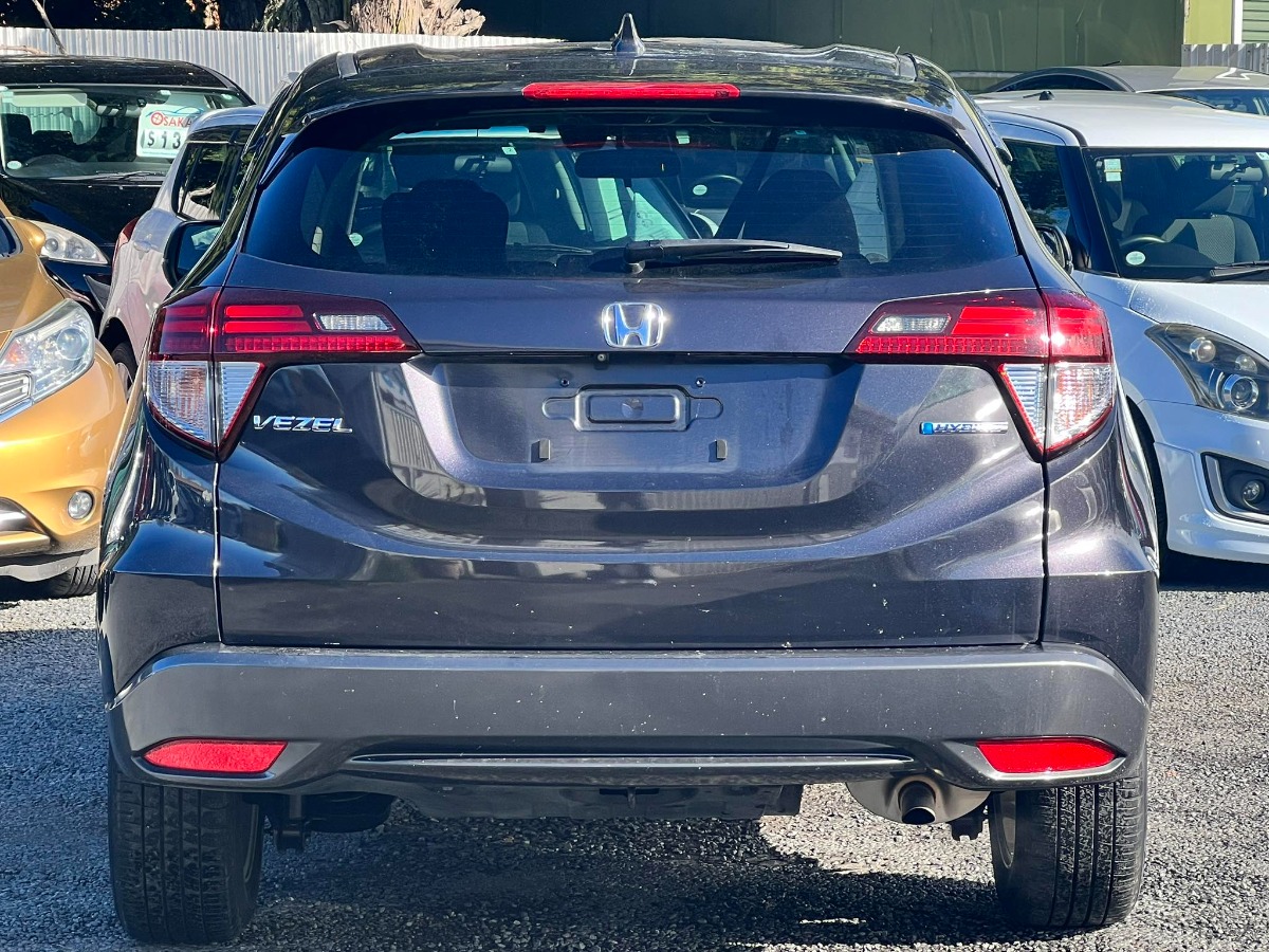 2015 Honda Vezel HV X | Osaka Carz